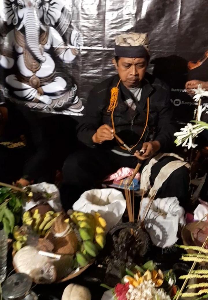 Tradisi Jamasan Pusaka Di Padepokan Watu Semar Gunakan 9 Sumber Mata ...